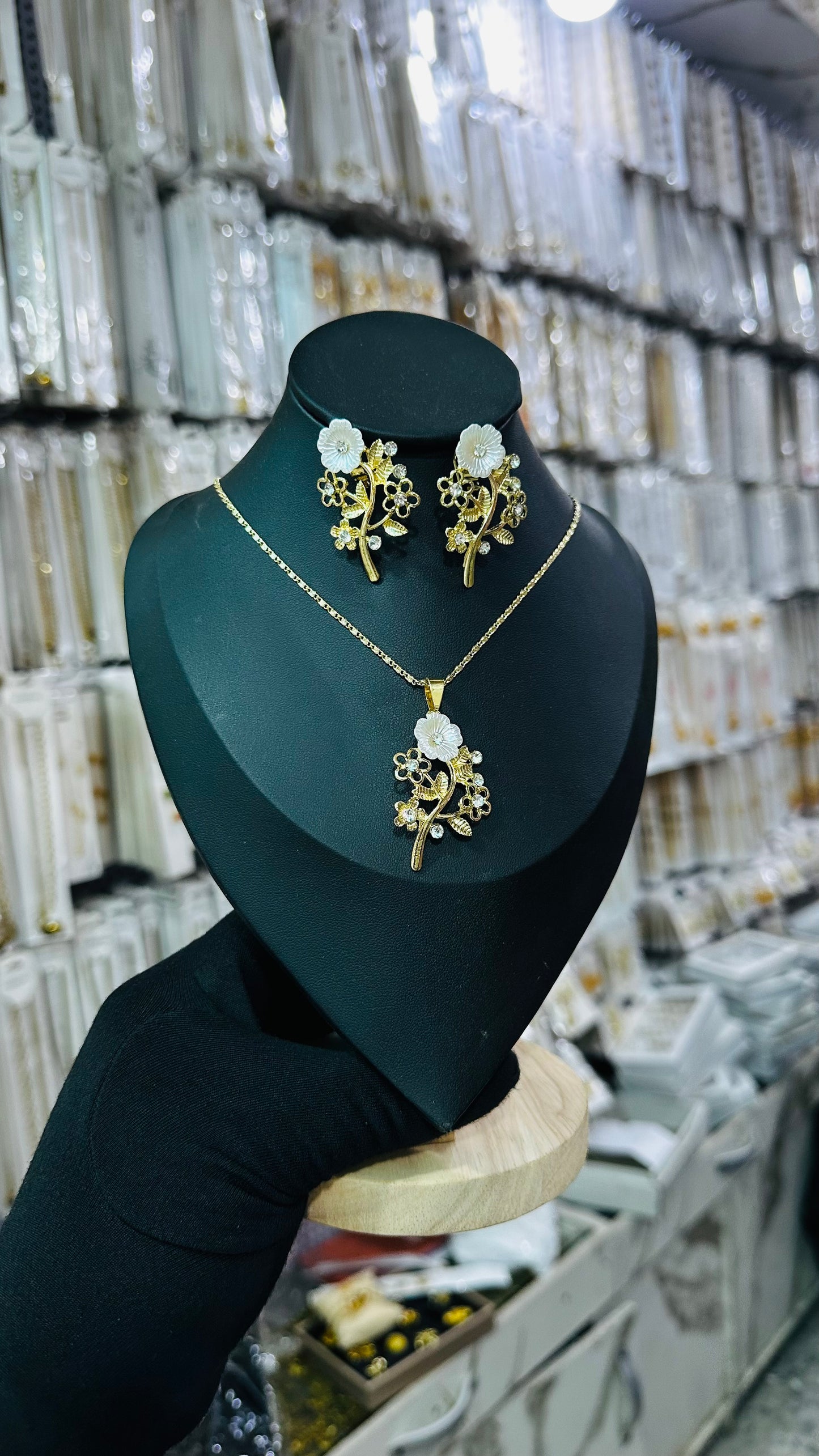Flower Jewelry Set – Marond Jewelry